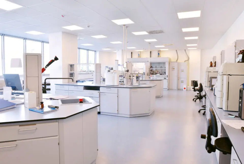 Best Lighting For Laboratories – Pasolite
